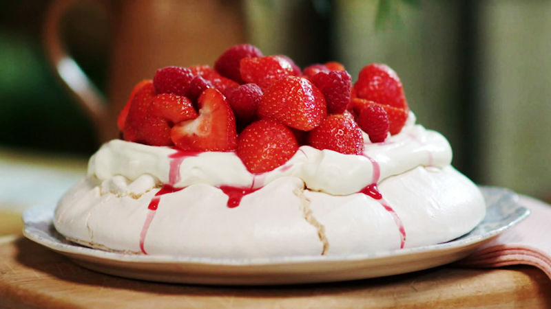 Watch John & Lisa's Weekend Kitchen | Episodes | TVNZ OnDemand